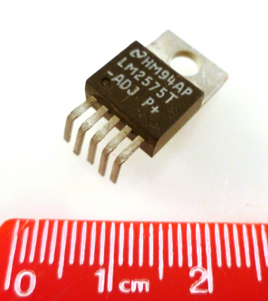 National Semiconductor LM2575T-ADJ DC-DC Switching Buck Regulator OM0071A | Rich Electronics