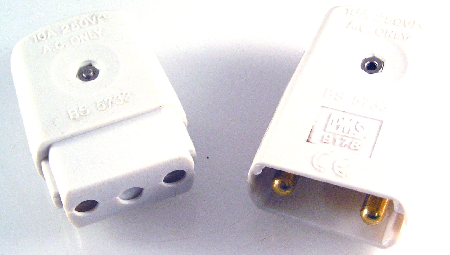 PMS 9178 2 Pin Poly Plug and Socket Cable Connector 10A 250V OM0280 ...