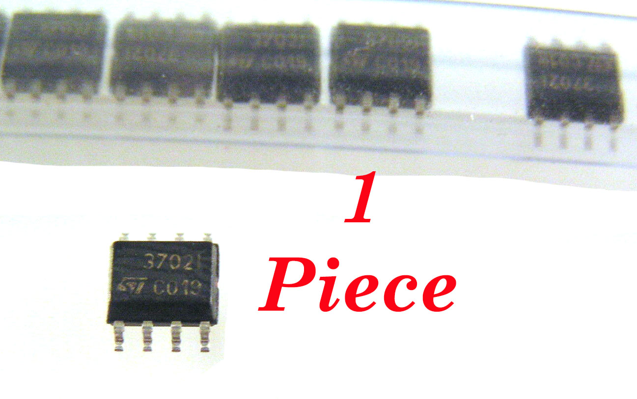 S.T. 3702i Dual CMOS Voltage Comparator SO8 OM0218 | Rich Electronics