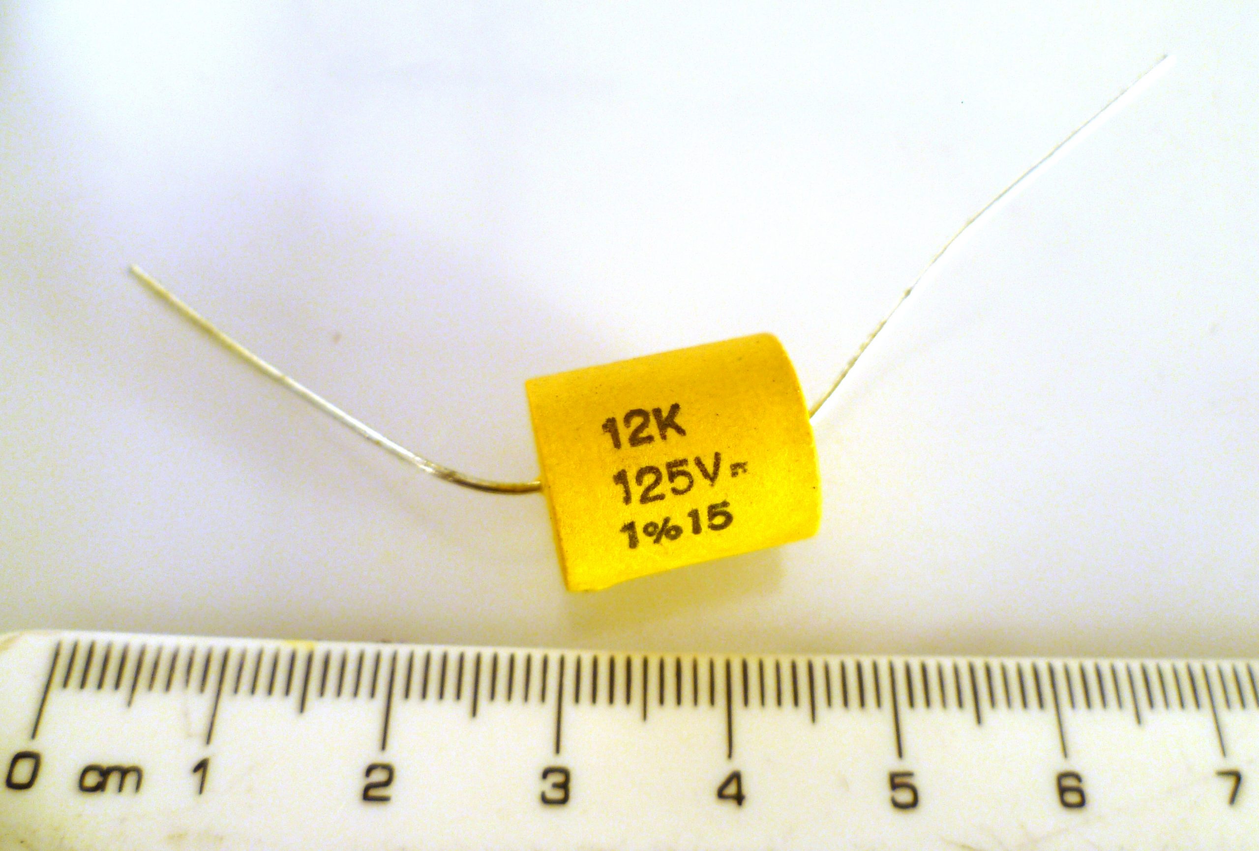 Philips Capacitor Moulded Polystyrene Mini Poco 12nF 125V 1% Axial ...