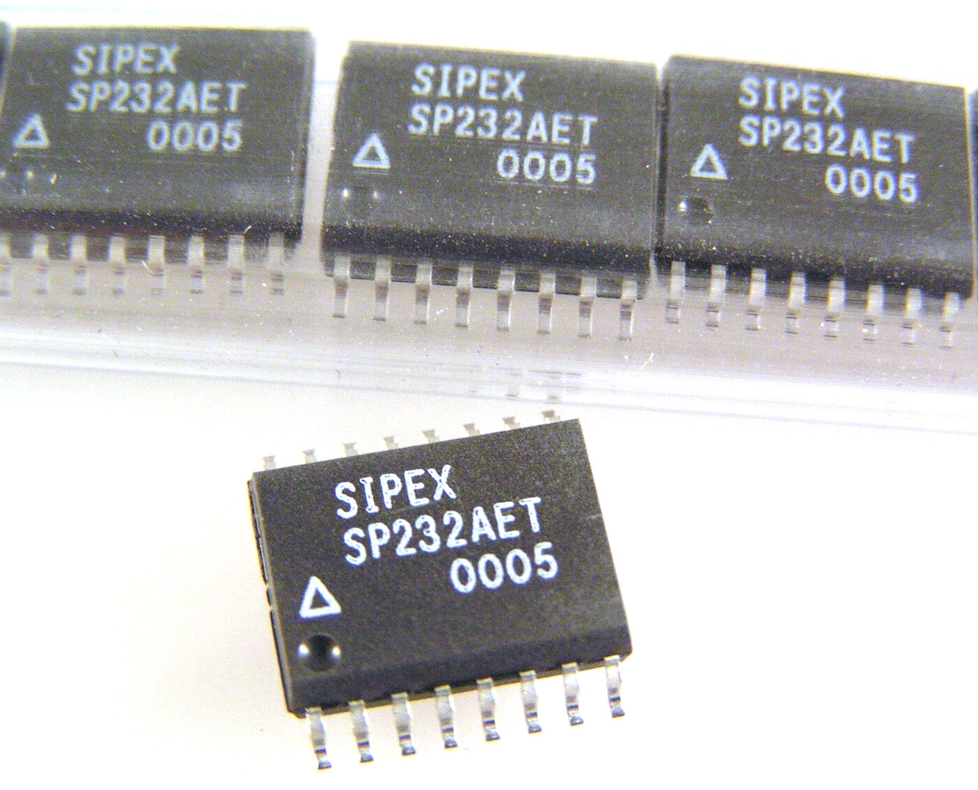 Sipex SP232AET Enhanced RS-232 Line Driver Receiver SOIC-16 OMA005 ...