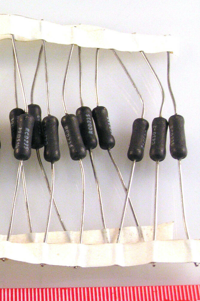 RCD Components 235-390-JT Wirewound Resistor 39 Ohm 5% 10 Pieces ...