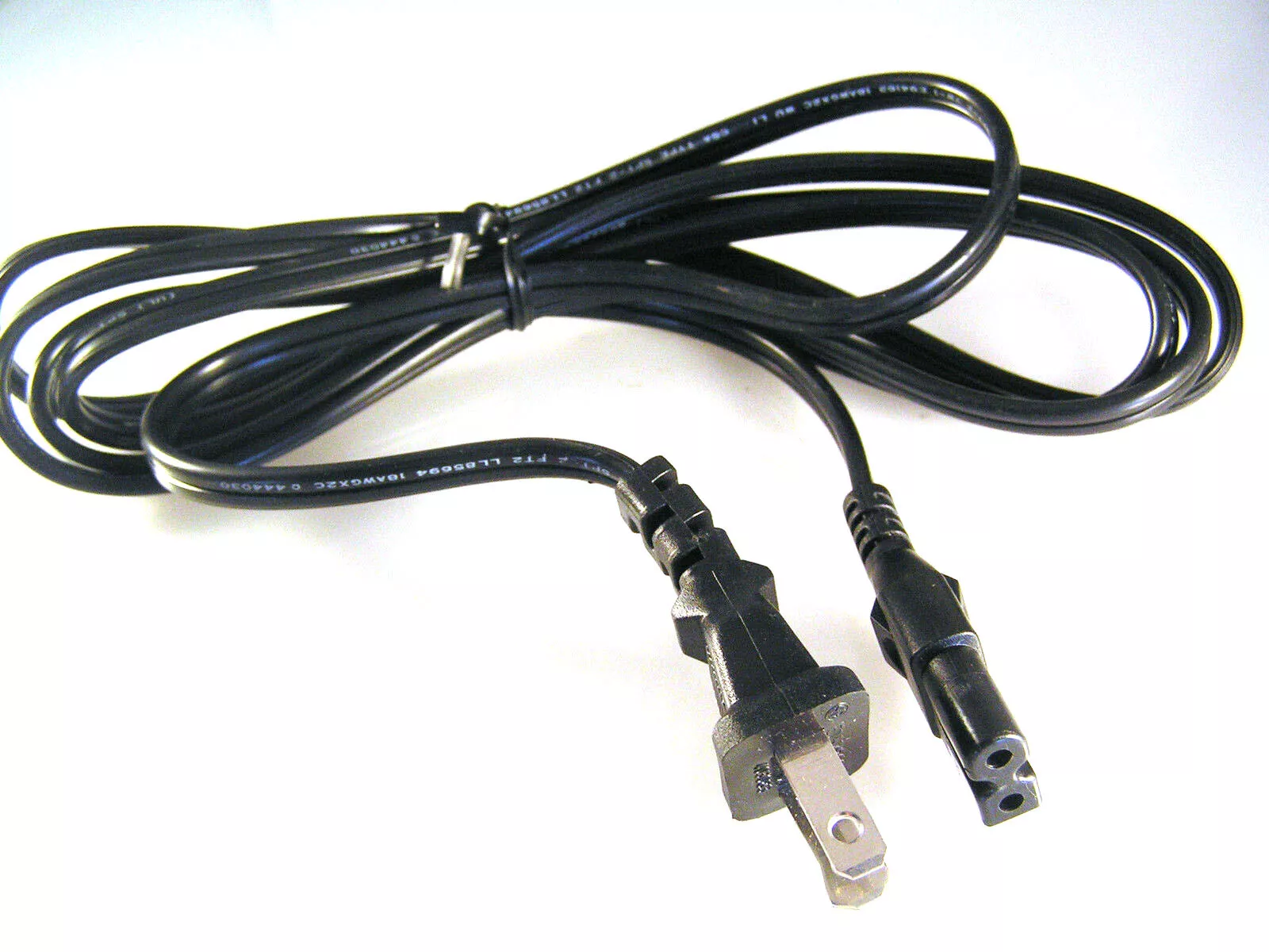 Polarised USA Power Lead NEMA 1-15P to IEC320 C7 Connector 1.8Mtr ...