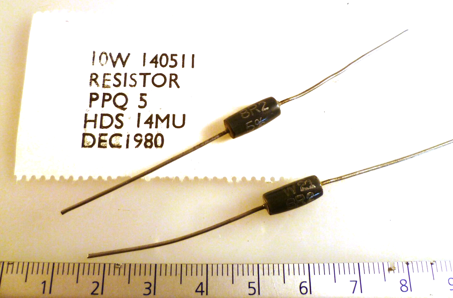 Welwyn W21 8.2 Ohm 2.9 W Wirewound Vitreous Enamel Resistor 5% MBL3-4 ...