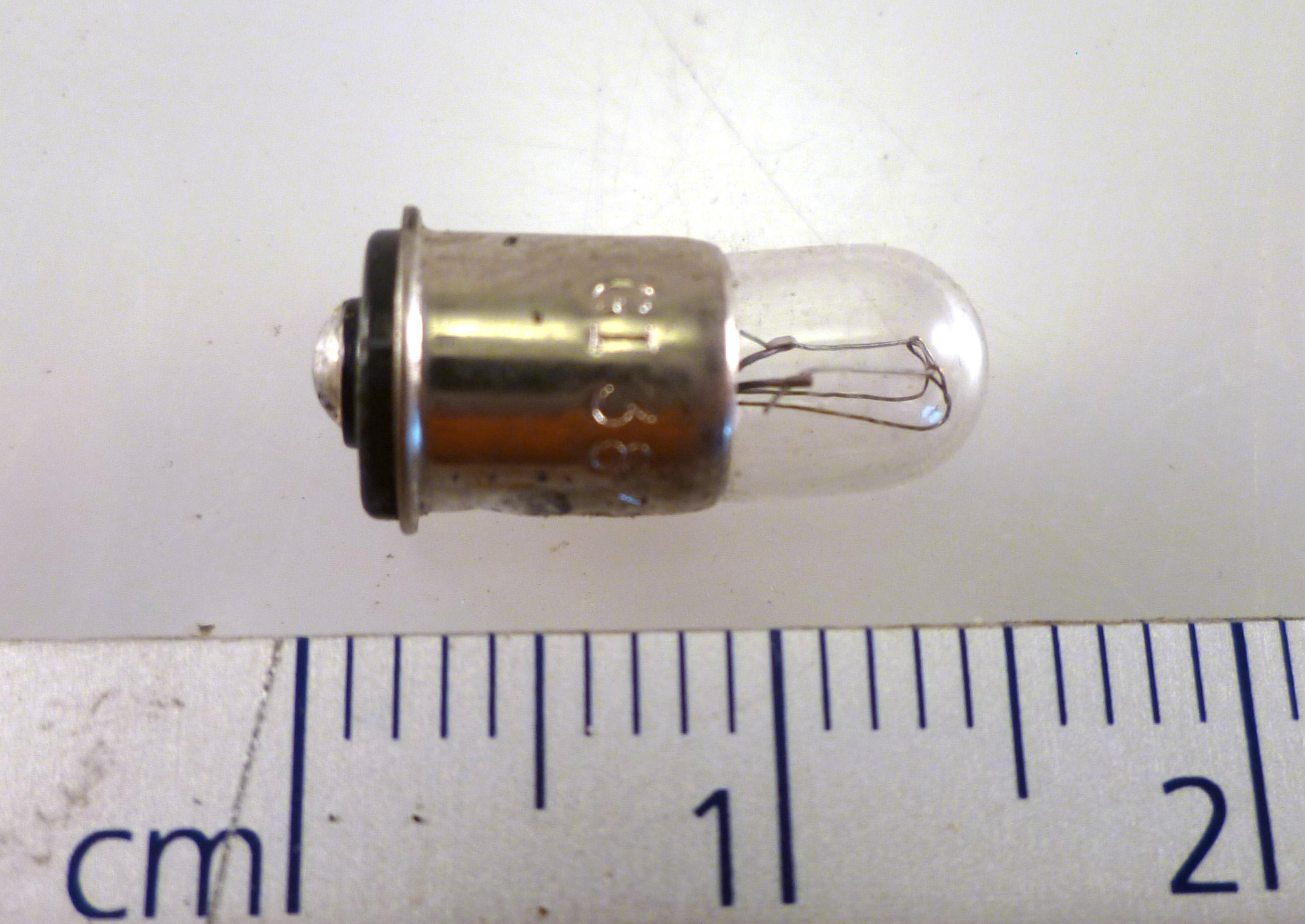General Instrument Type 387 28V 0.04A T 13/4 Midget Flanged Bulb OM0287 ...