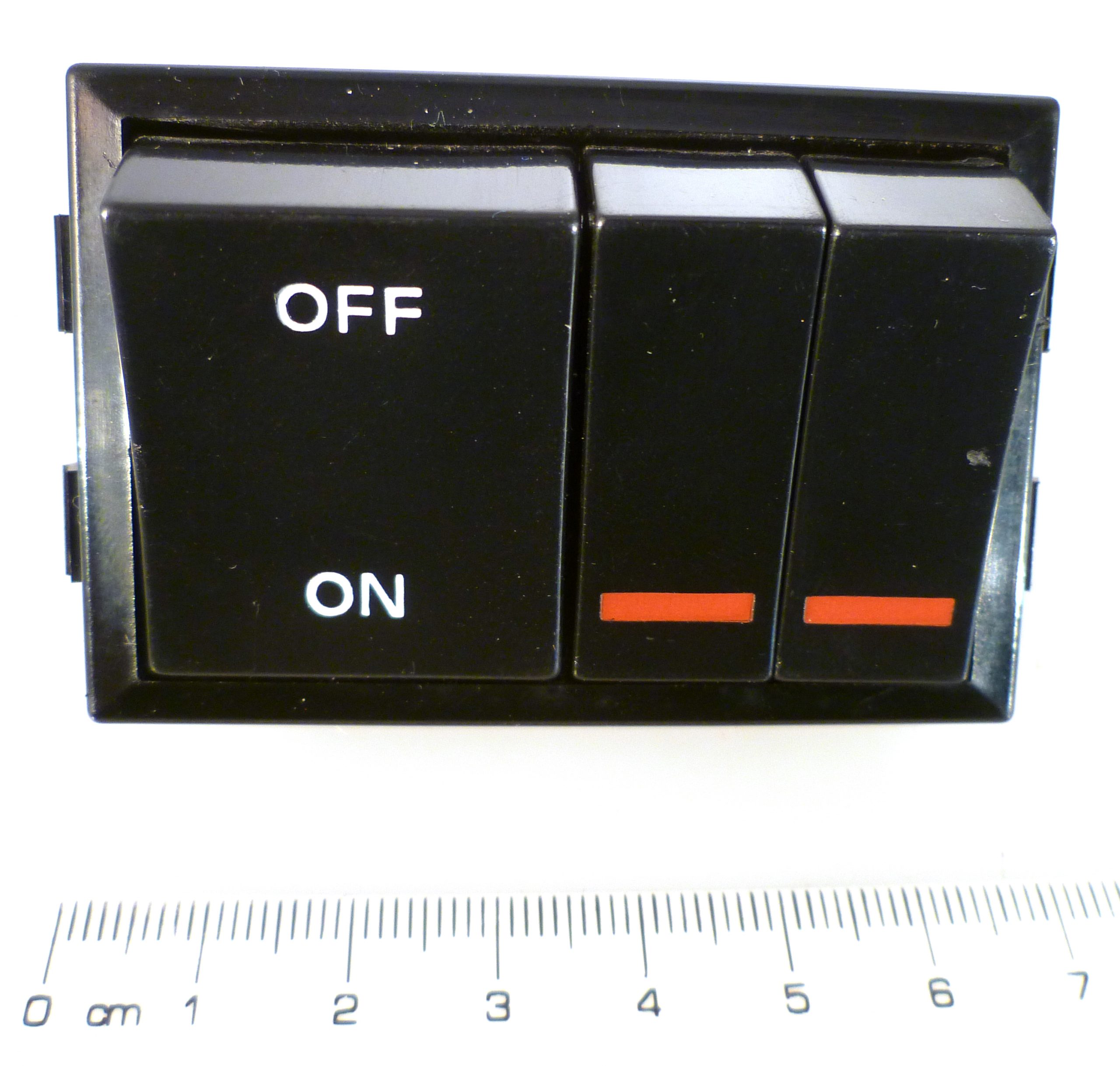 Triple Interlocking Heater Rocker Switch 27A 250V T100 OMA0262ZR | Rich ...