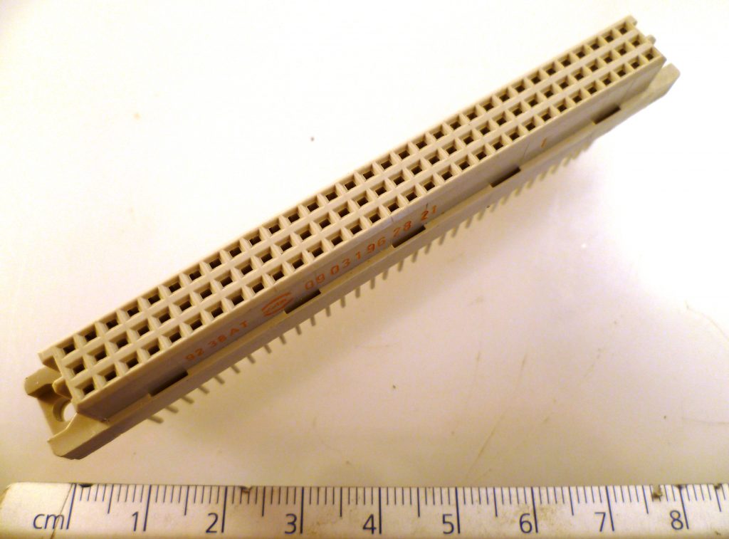 Harting 09031962821 DIN 41612 96 Way Socket 3 Row Wire Wrap MBF017M ...