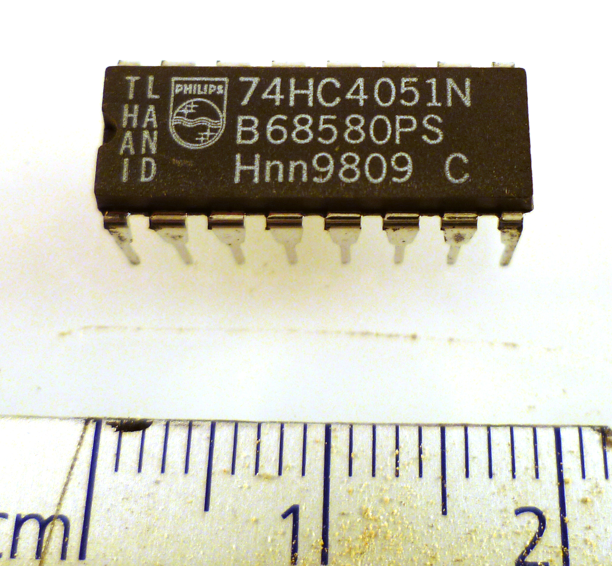 Philips 74HC4051N 8 Channel Analog Multiplexer/Demultiplexer PDIP16 OMW1002 | eBay