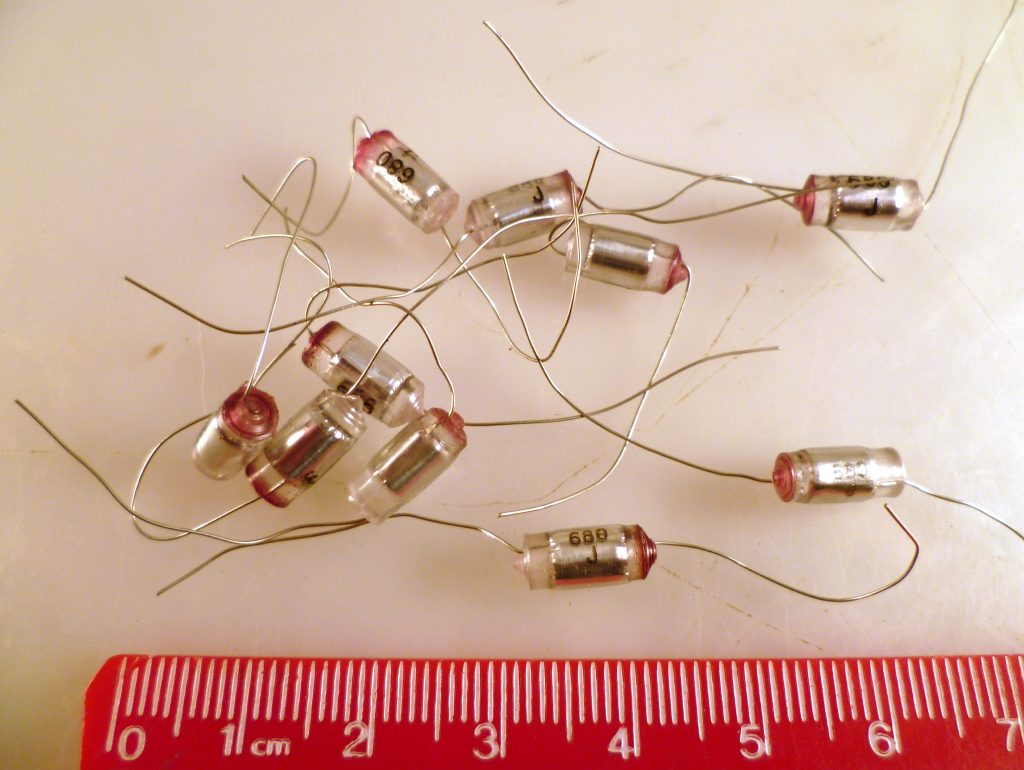 Polystyrene Axial Capacitor 680pF 160V 5% Milspec 10 Pieces MBD009D ...