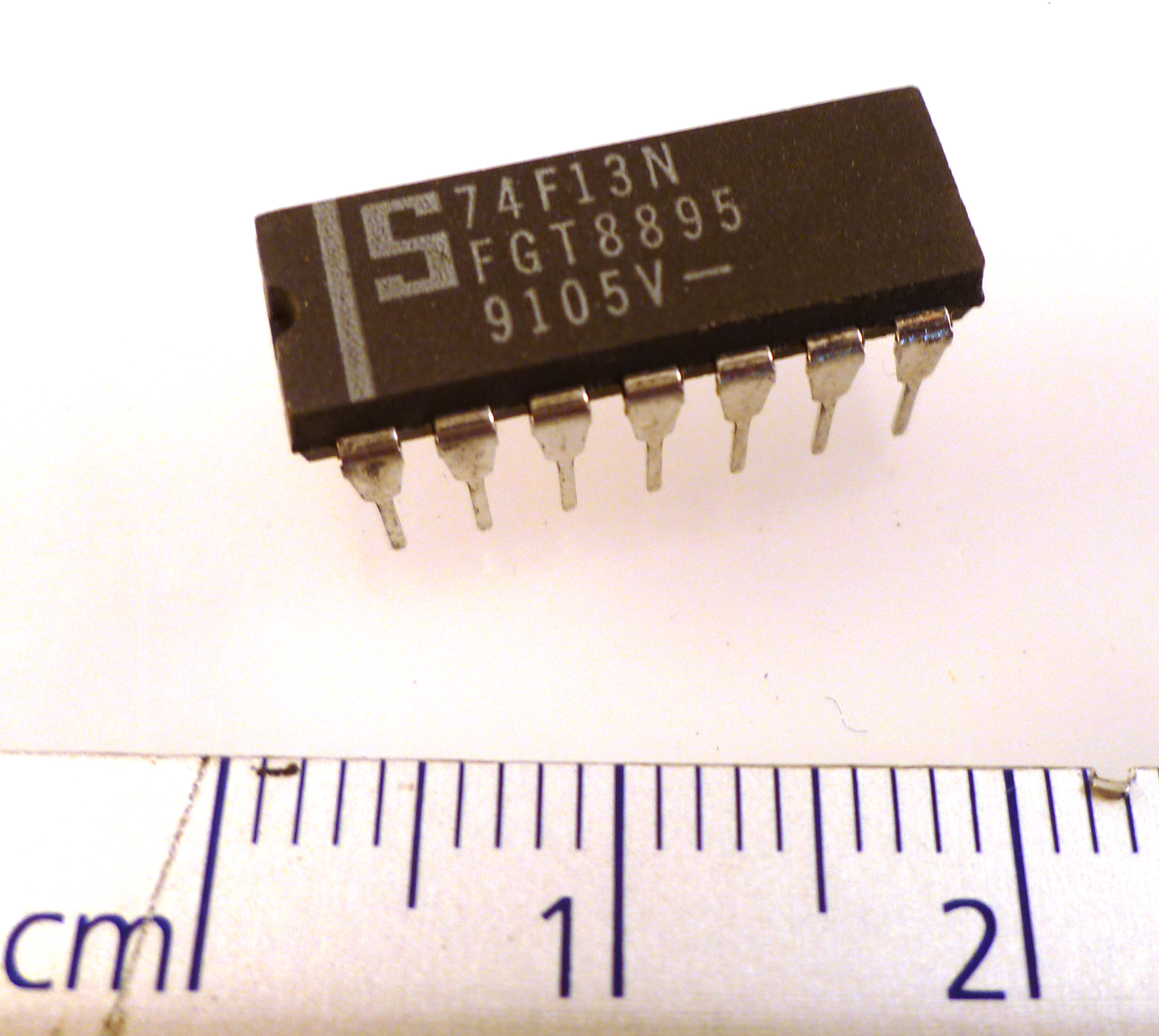 Signetics 74F13N SCHMITT TRIGGER DUAL 4-INPUT 14PDIP OMS1-32 | Rich ...