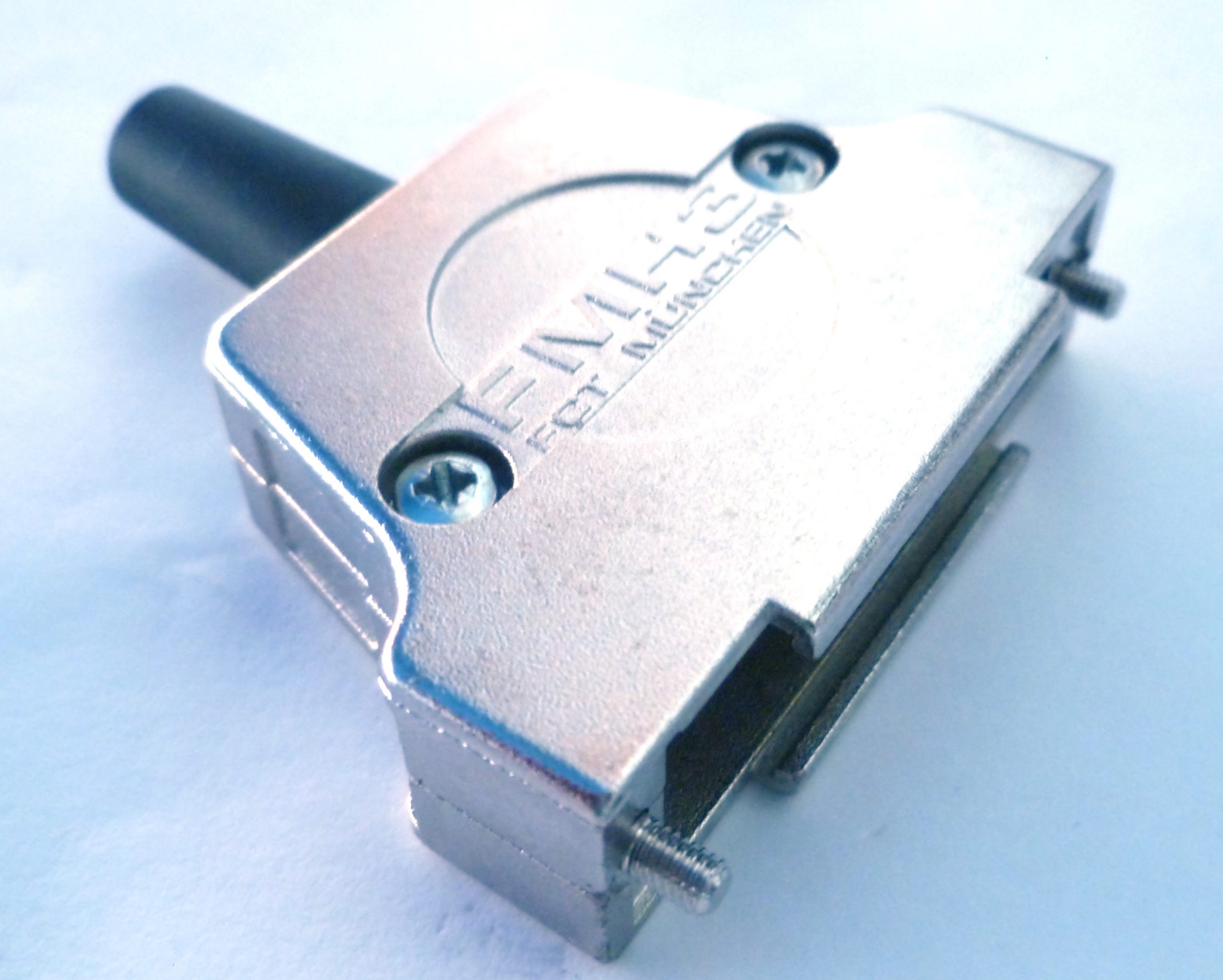 FCT Munchen FMH3 25 Way D Type Strain Relief Backshell OMB3-12A | Rich ...