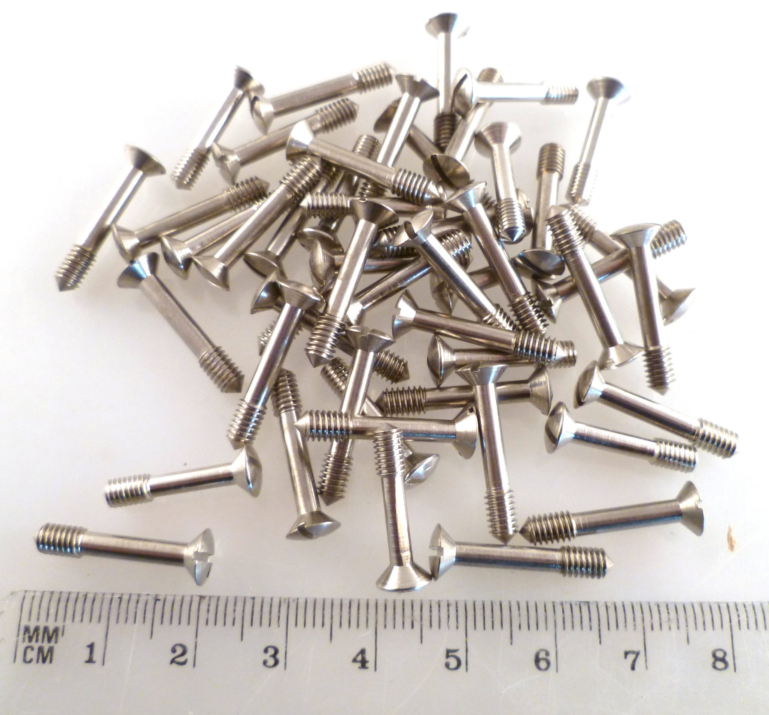 Captive Screws Raised C/S Head M3.5x19mm 50 Pieces MBE007M2 | Rich ...