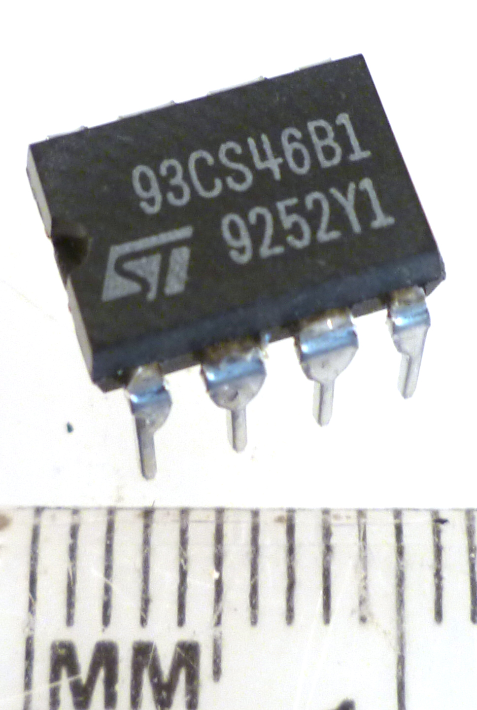 ST Microelectronics 93CS46B1 1K (64x16) Serial Microwire EEPROM PDIP8 ...