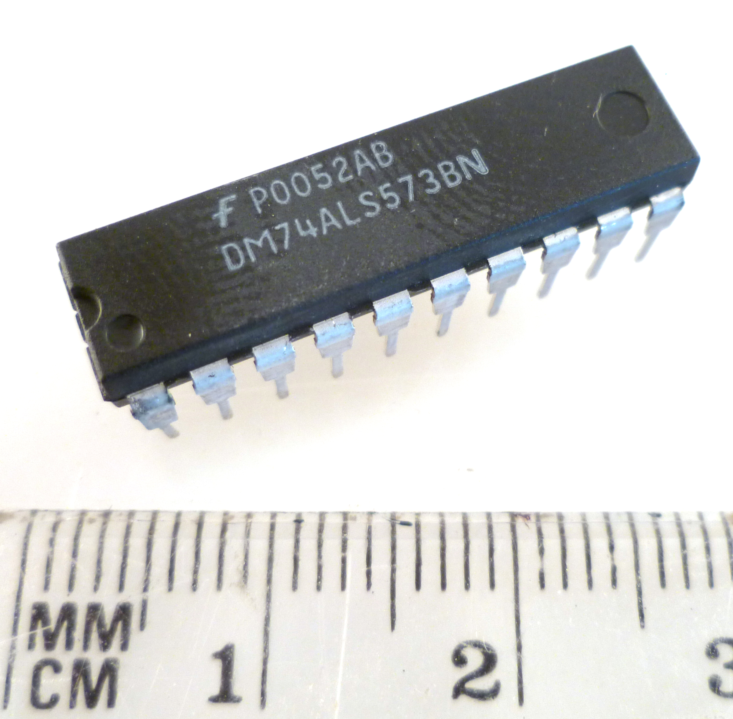 Fairchild DM74ALS573BN Extended Temperature Octal D-Type Transparent ...