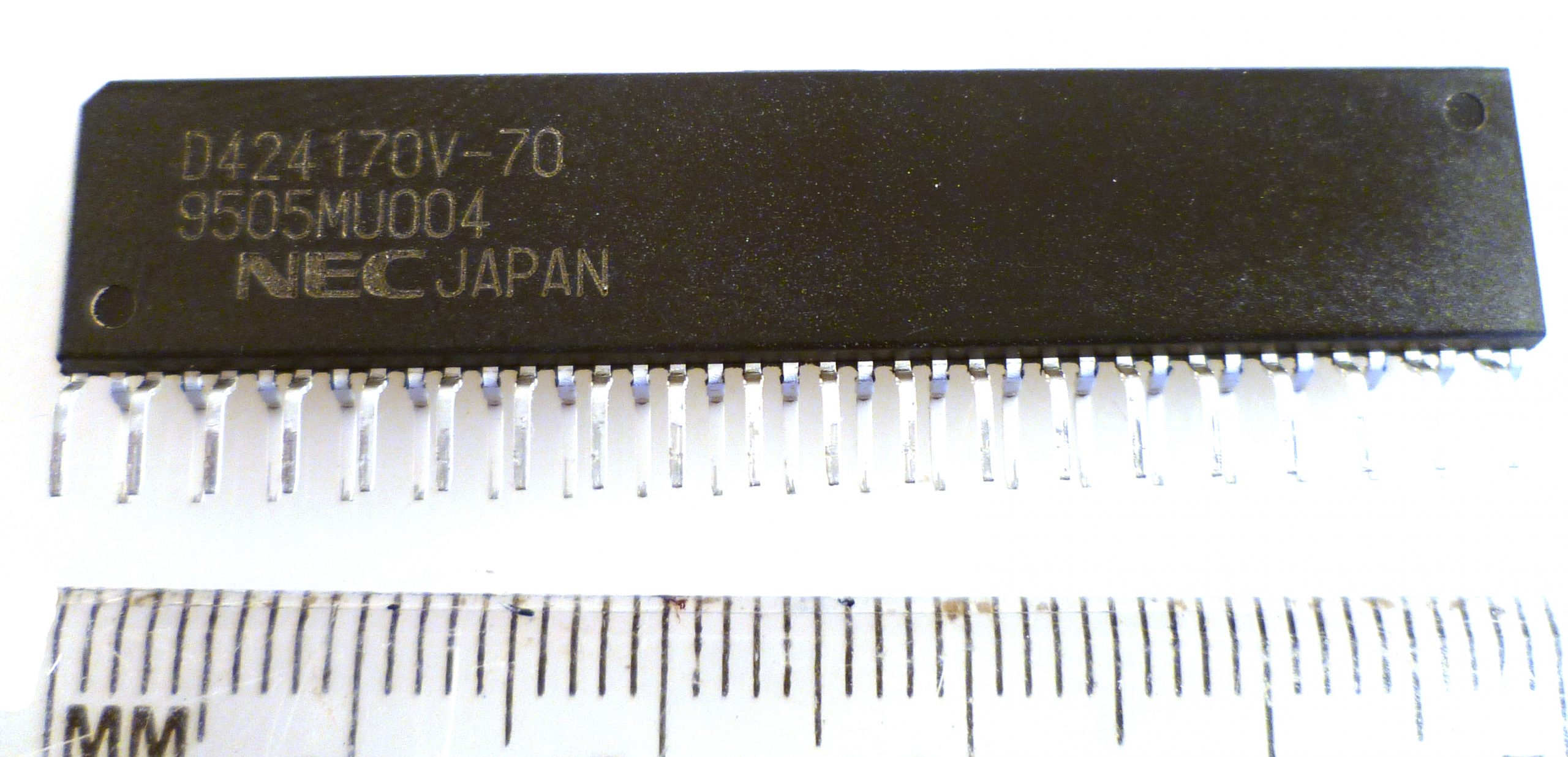 NEC D424170V-70 5V 256KX16 70NS dram zip-40 pth OMA009D | Rich Electronics