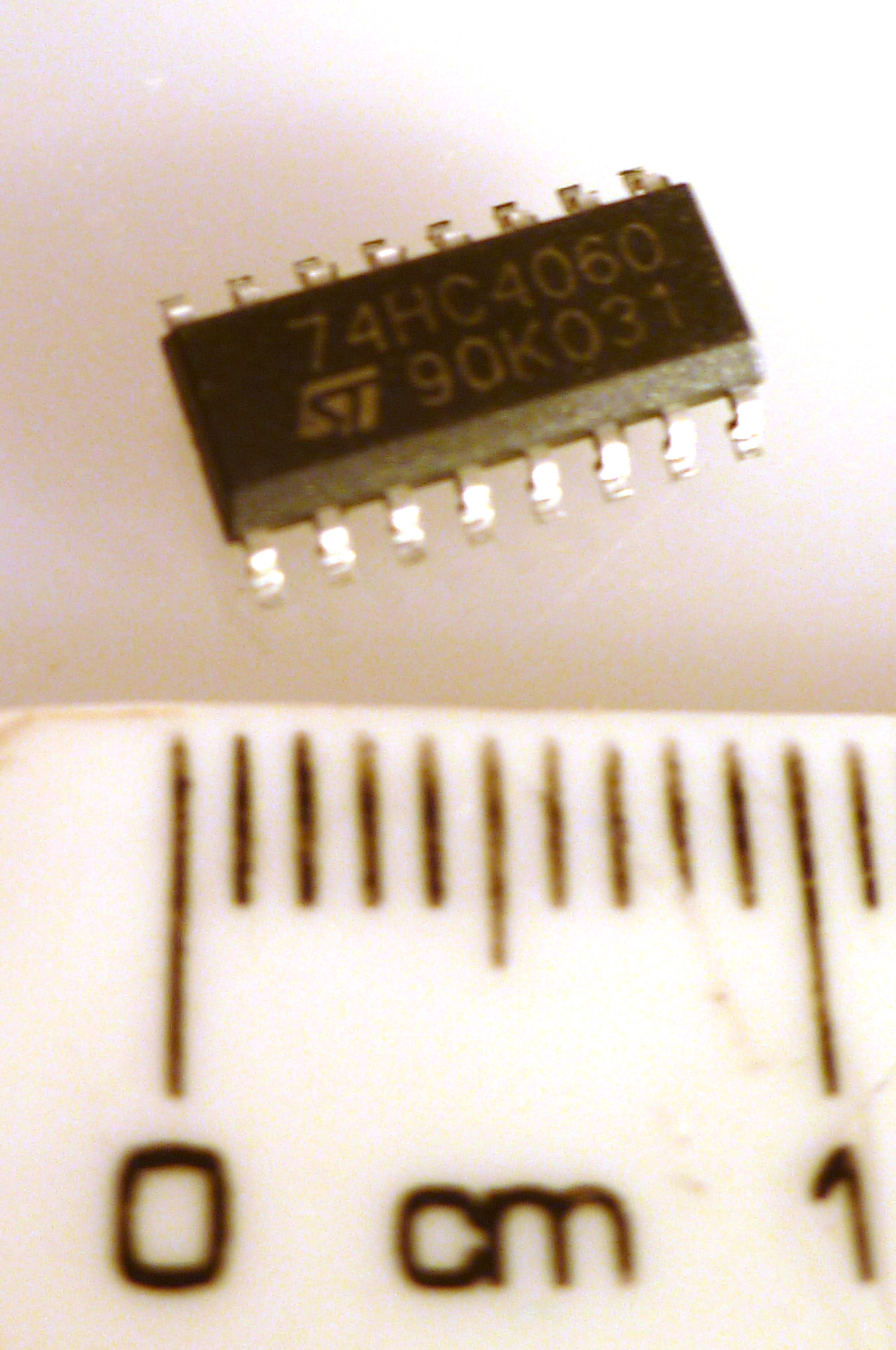 ST Microelectronics 74HC4060 Counter Shift Register SOIC16 OM0928Z8 ...