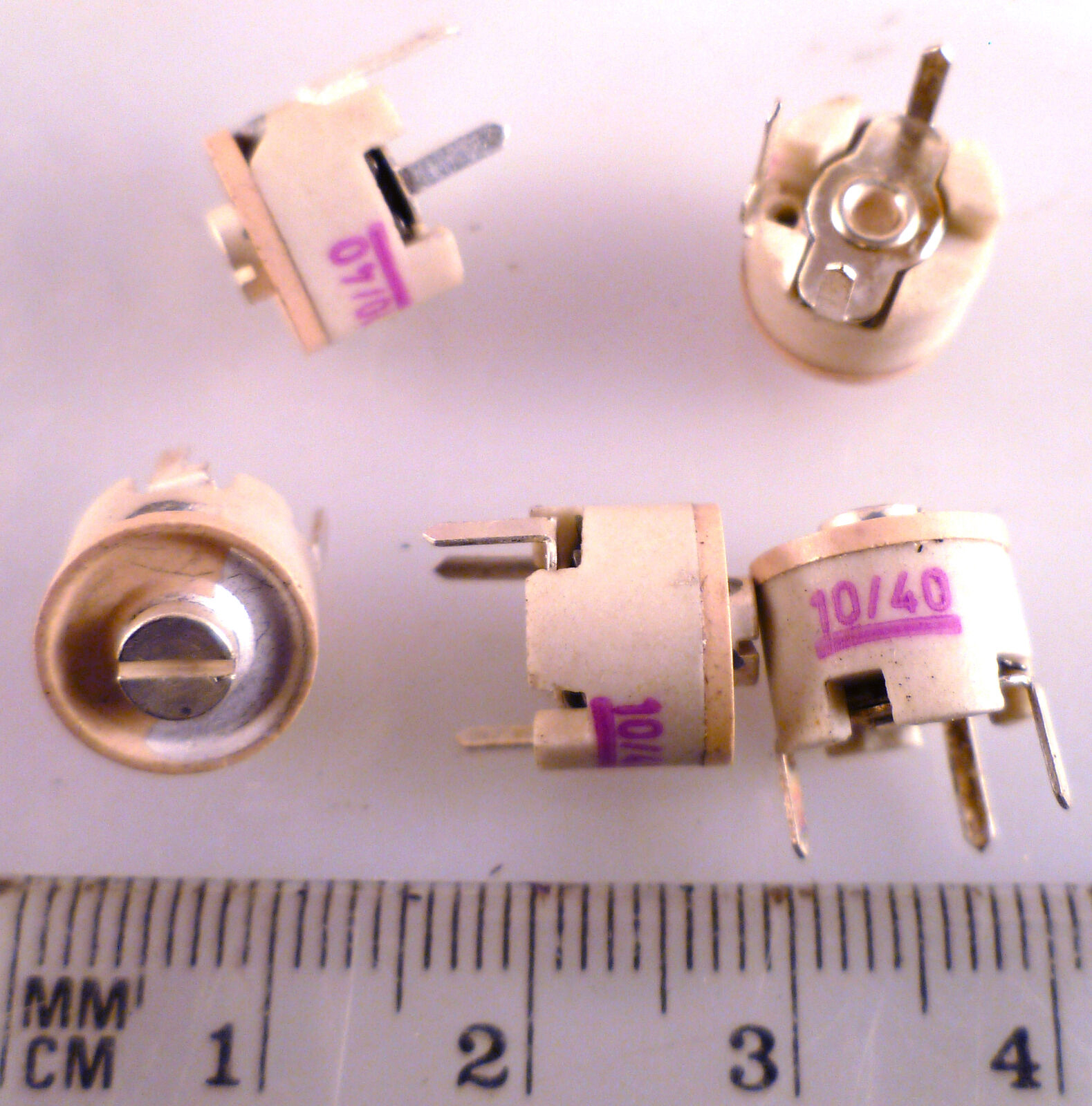 Stettner Ceramic Trimmer Capacitor 10-40pF Silver Plated 5 Pieces OM0263 | Rich Electronics