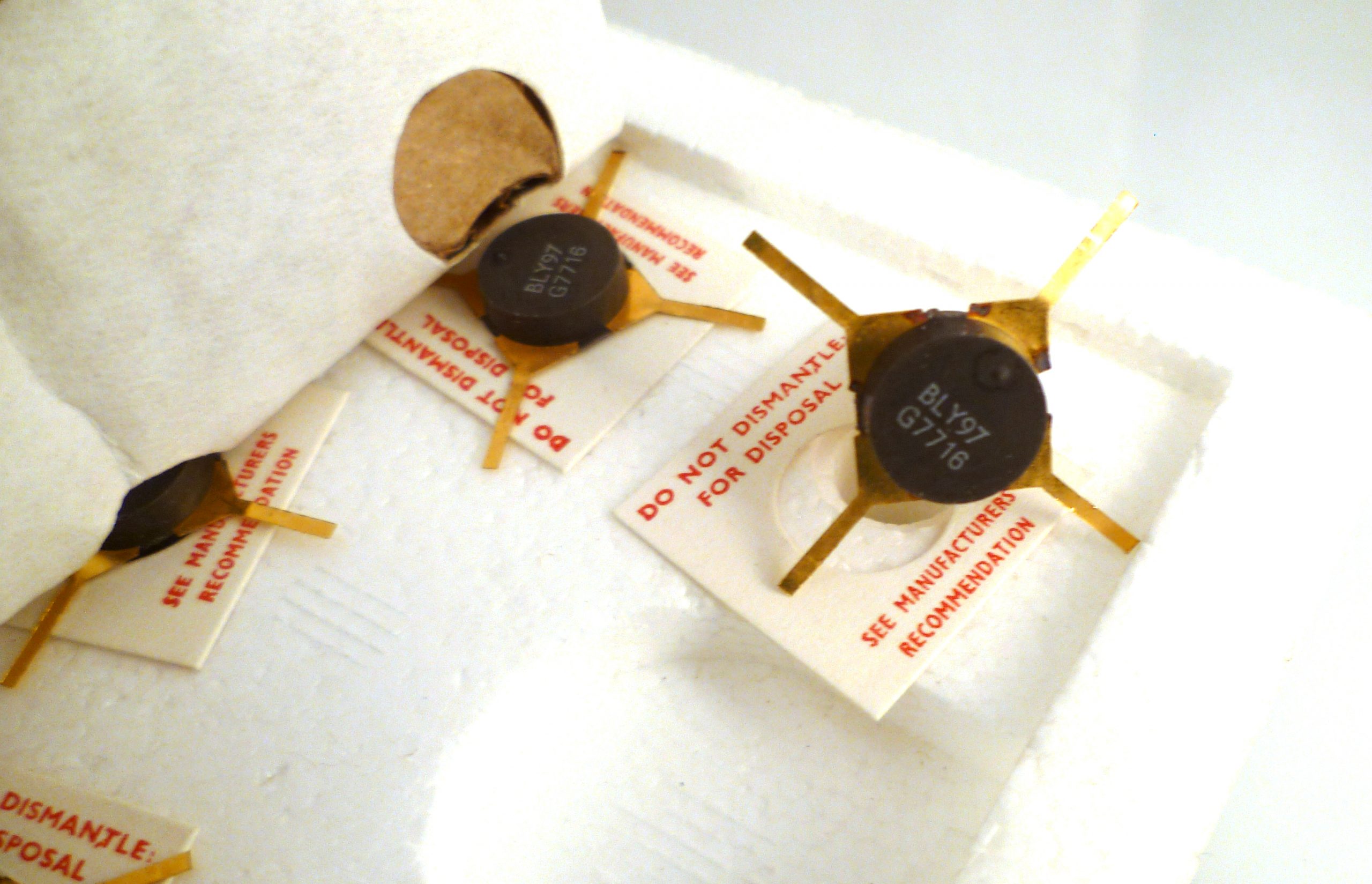 Philips BLY97 NPN Silicon VHF Power Transistor StX-8 OM0264 | Rich ...
