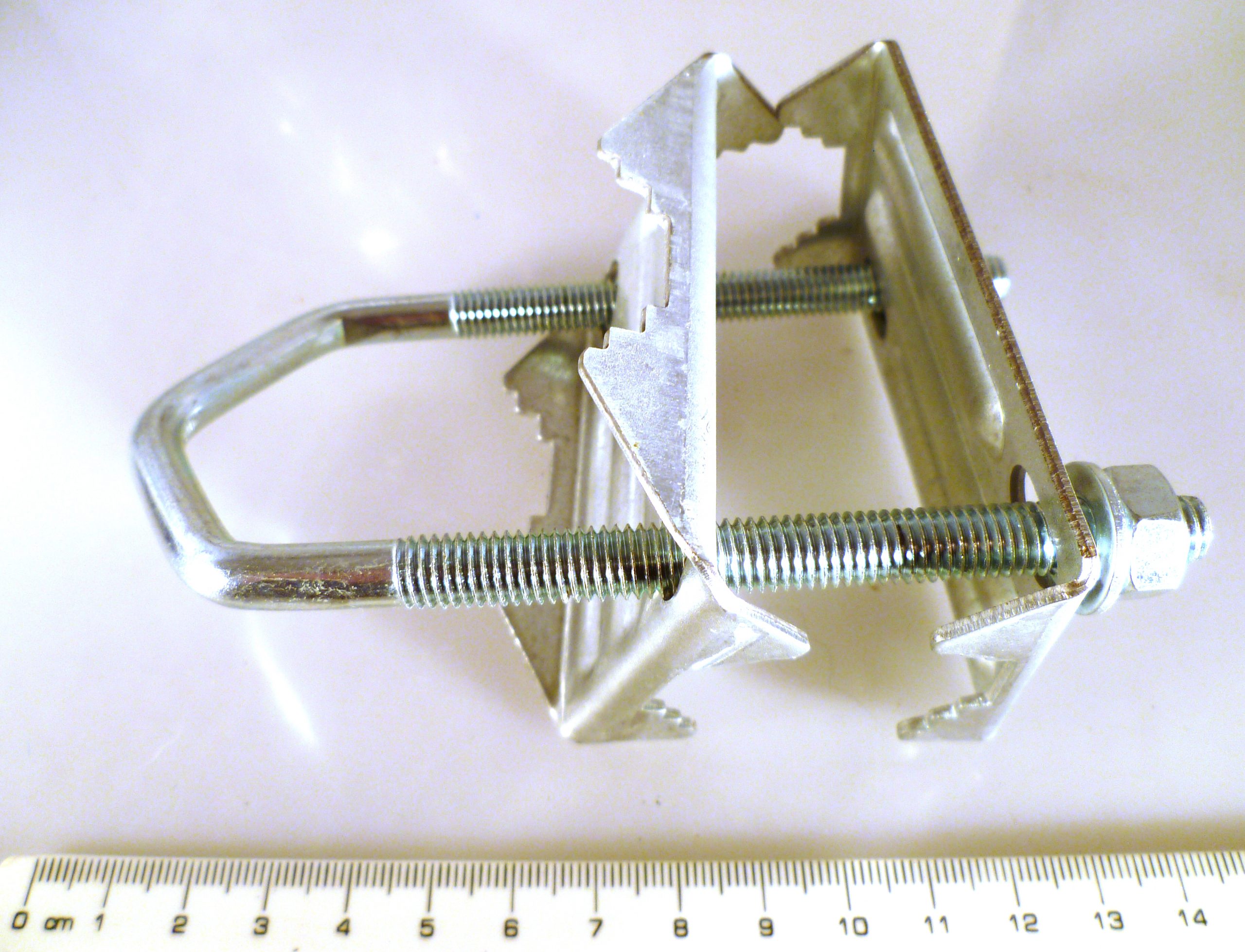 Pole to Pole Mast Clamp 2" Horizontal to 1" Vertical V Bolt x 70mm Wide ...