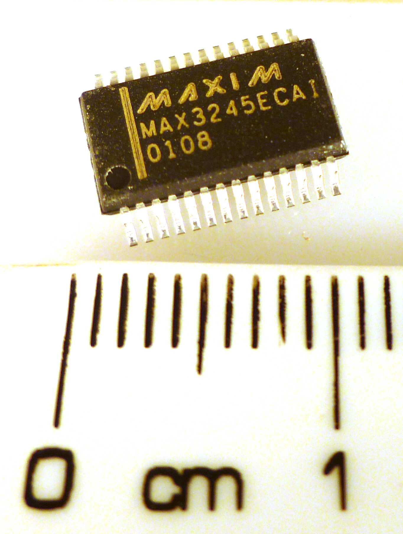 Maxim MAX3245CAI RS-232 Transceivers with Auto Shutdown SSOP-28 OMS1-12R | Rich Electronics