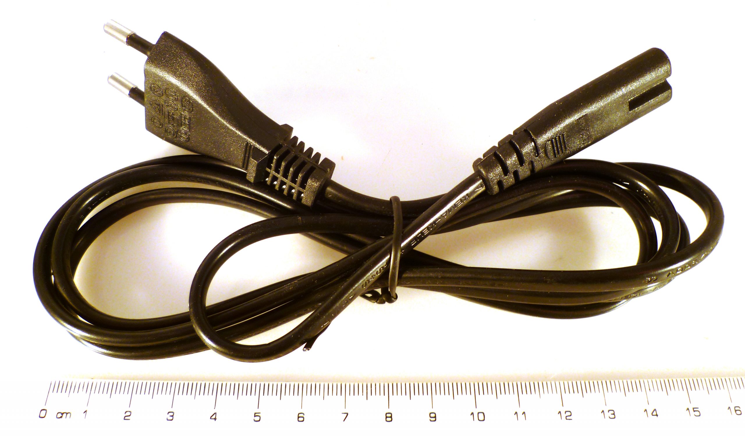 Euro 2 Pin Power Lead to Figure of 8 Connector 2.5A 250V MBJ4-03 | Rich ...