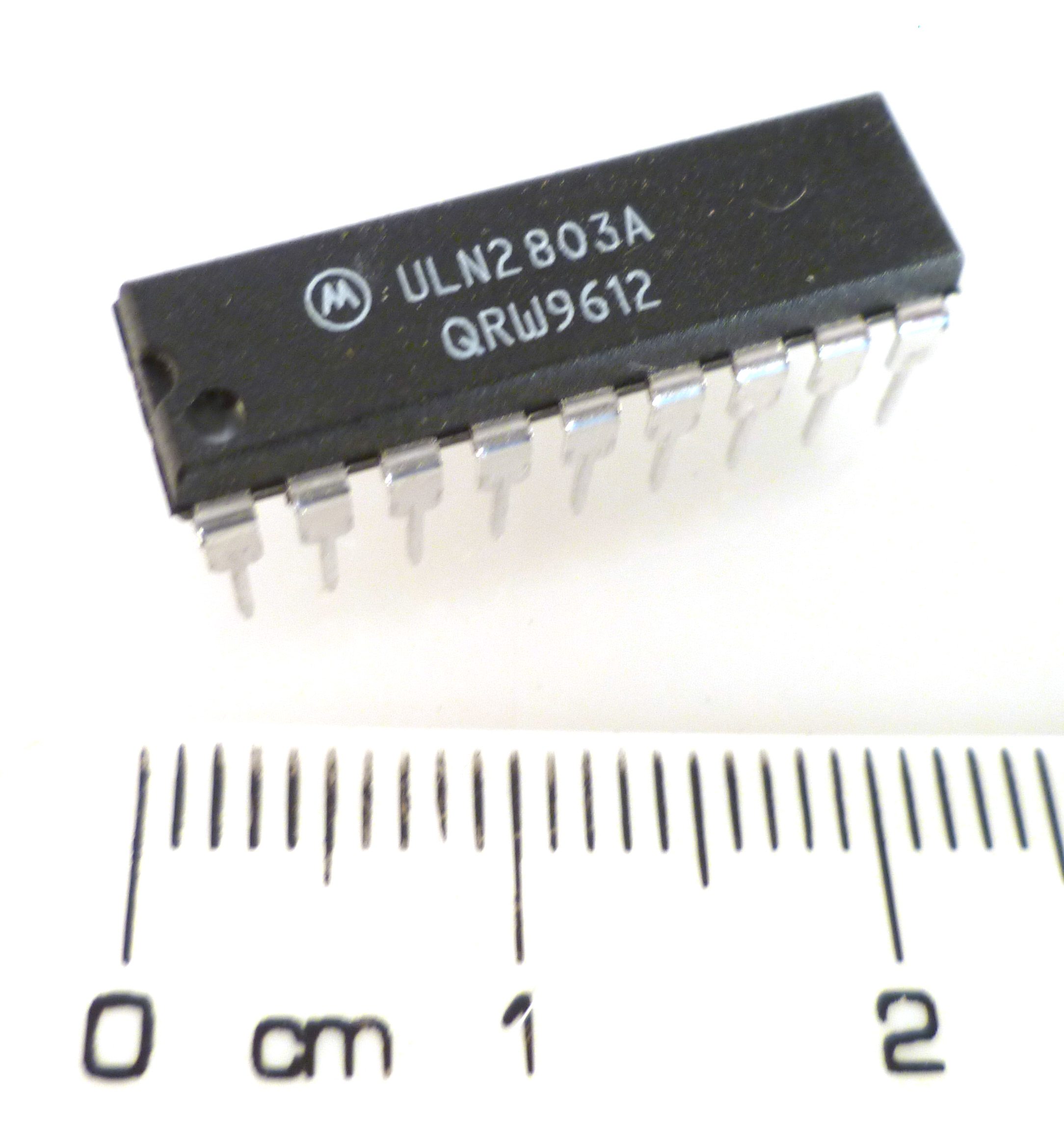 Motorola ULN2803A Darlington Transistor Array PDIP18 OT0062 | Rich ...