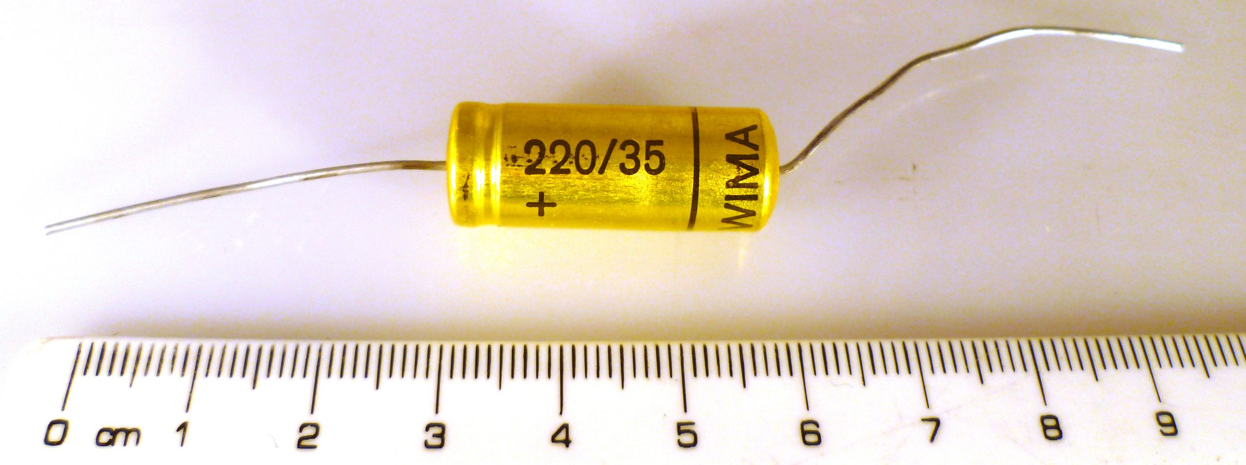 Wima Axial Capacitor 220uF 35V MBD017i | Rich Electronics