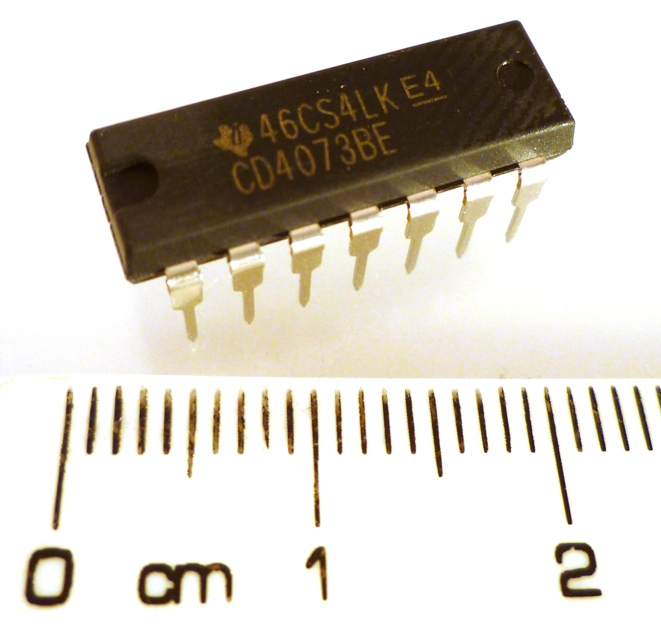 Texas CD4073BE CMOS AND Gate PDIP14 OT0087H | Rich Electronics