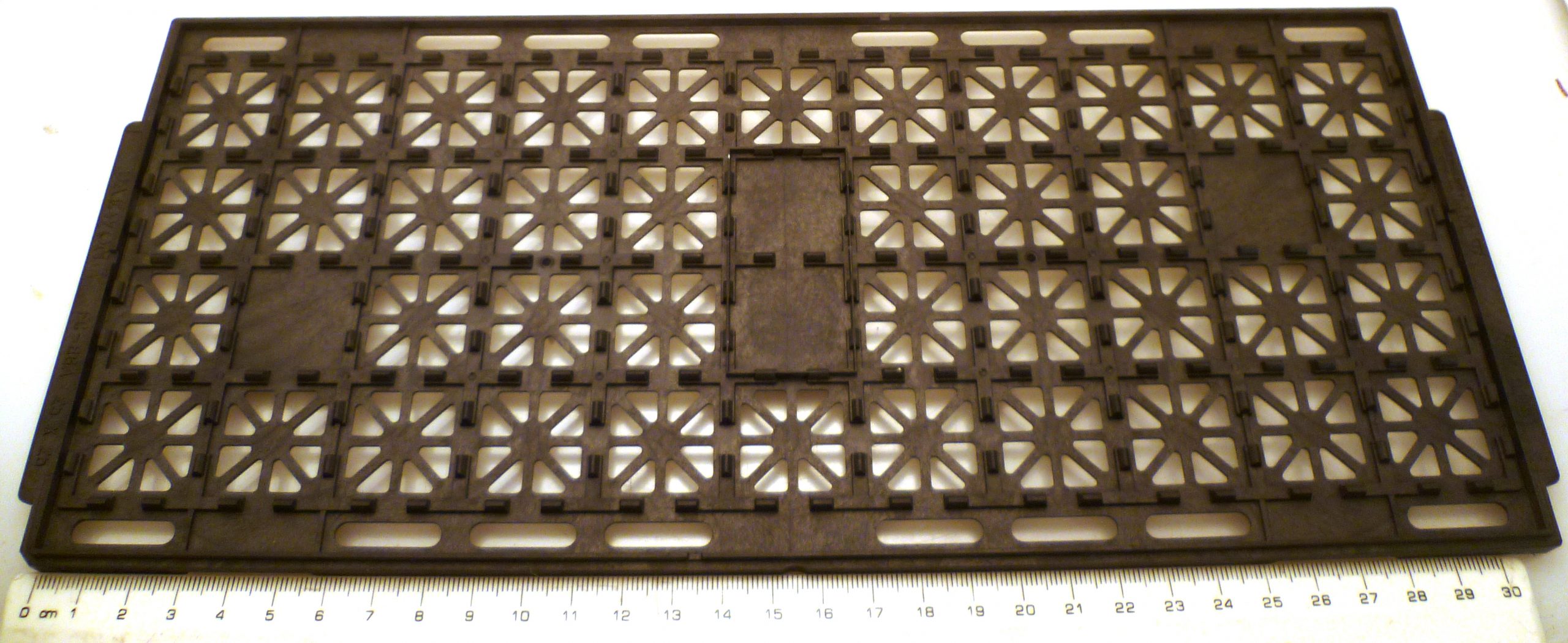 Daewon FC-BGA 25x25 Jedec Semiconductor Waffle Tray EB8A1-4 | Rich ...
