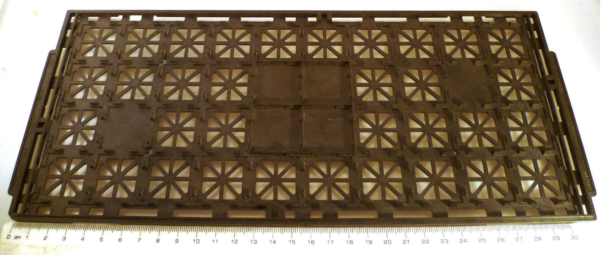 ITW Camtex PBGA 27x27mm Jedec Semiconductor Waffle Tray EB8A2-15 | Rich ...