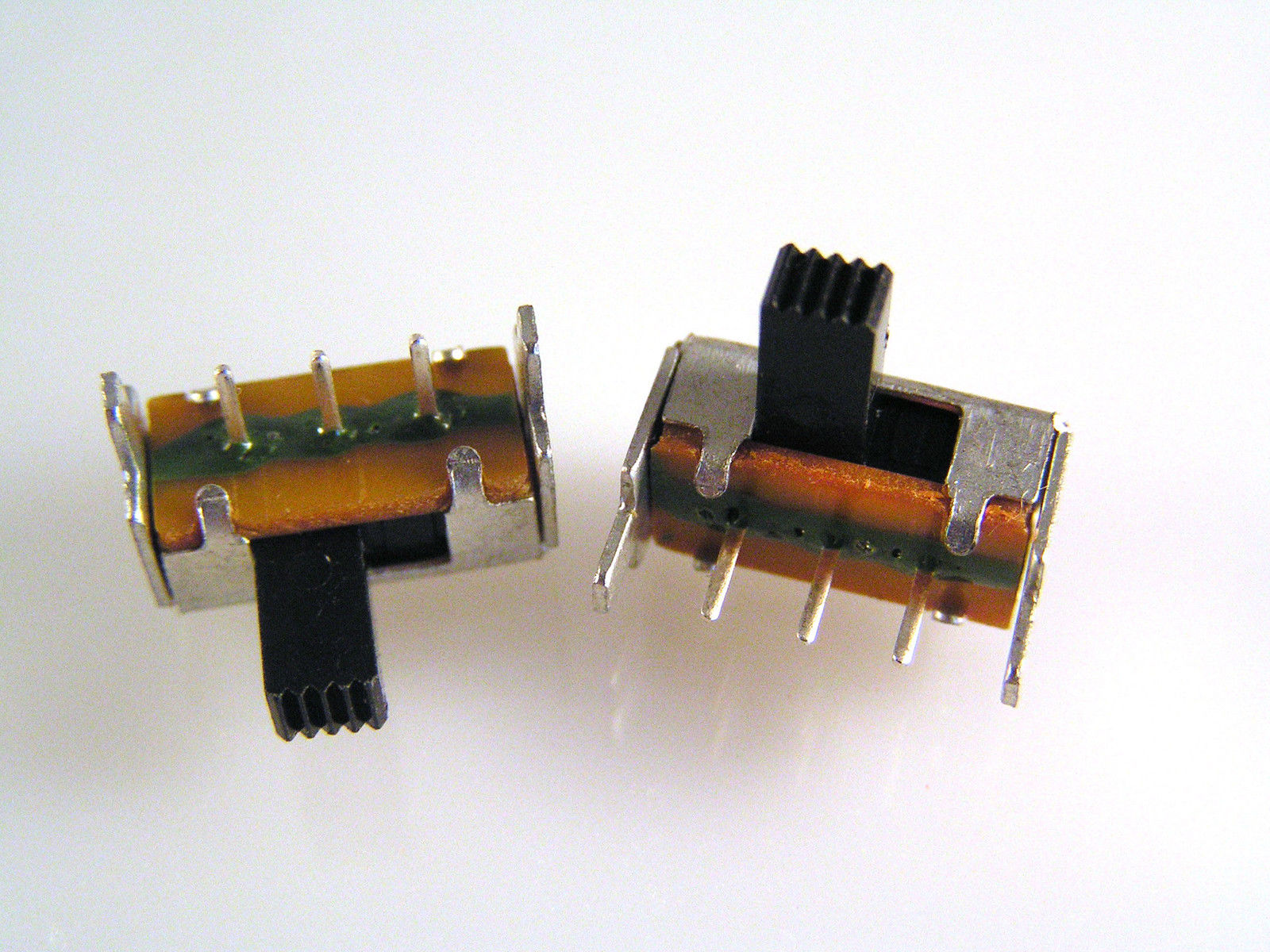Mini Slide Switch Right Angled PCB Mount SPDT 5 pieces OM0559A | Rich ...