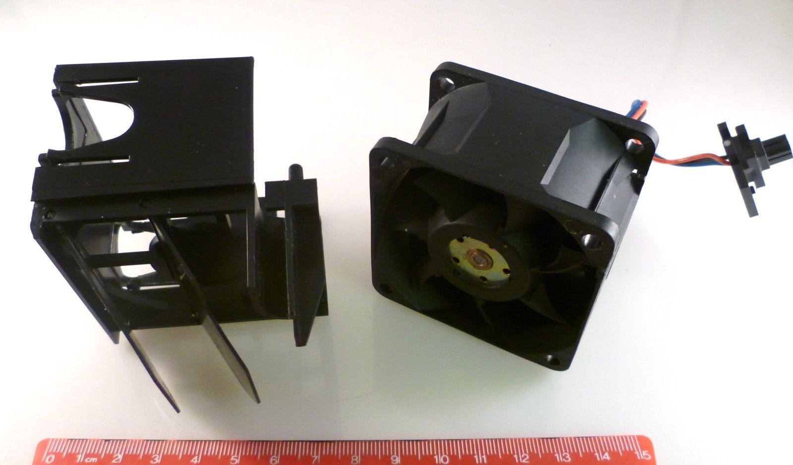 Dell 100-560-202 Server Fan for AX Series AX100 Delta 60mm x 60mm x ...