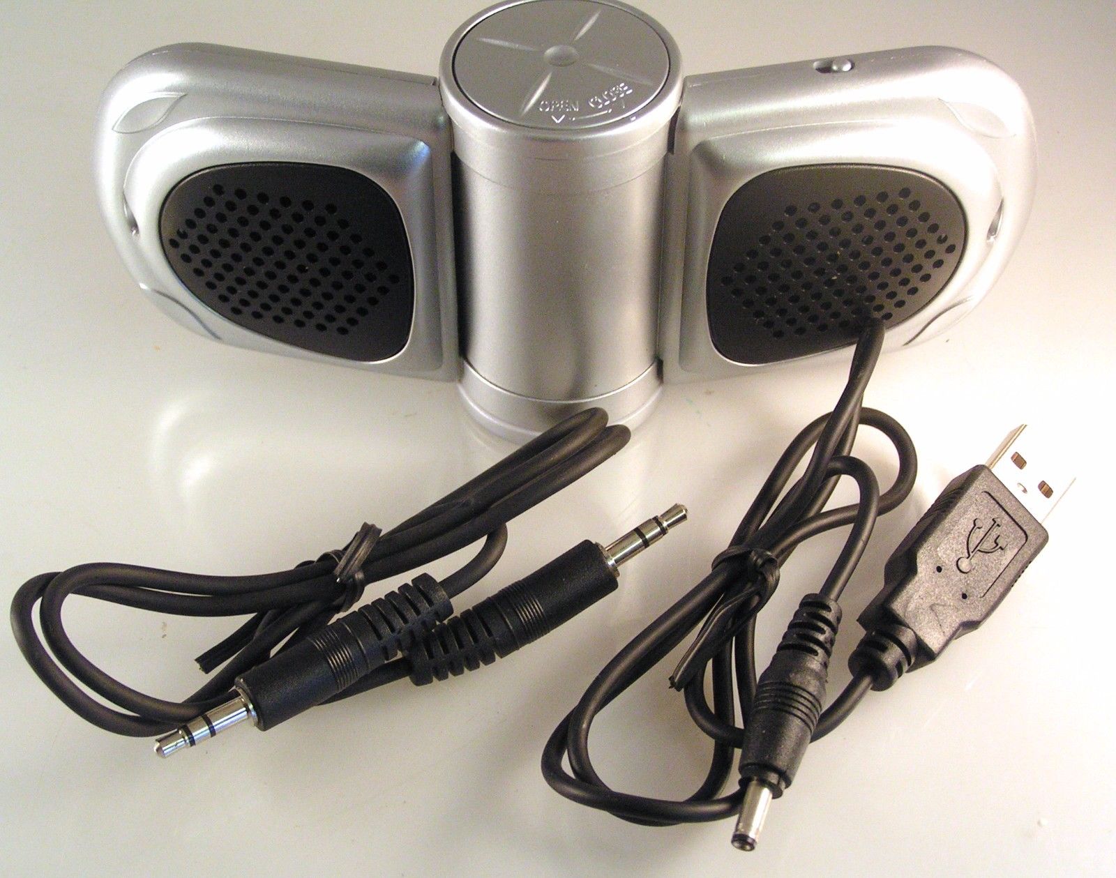 Retro Folding Stereo Speakers MP3 MP4 Ipod Laptop Aux-Aux USB-Jack ...