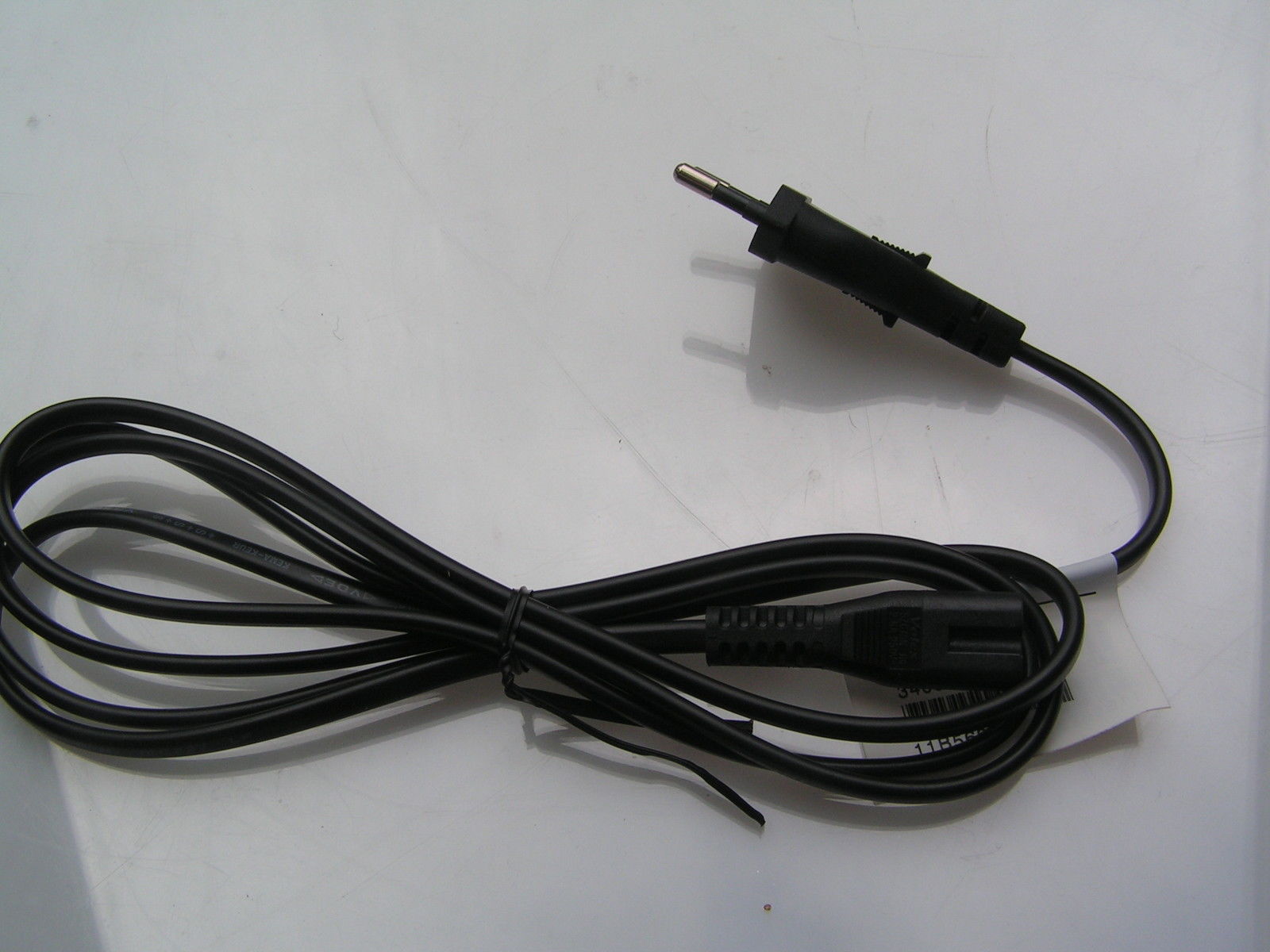 Volex Euro 2 Pin Power Lead to Figure of 8 Connector 2.5A 250v 1.8m ...