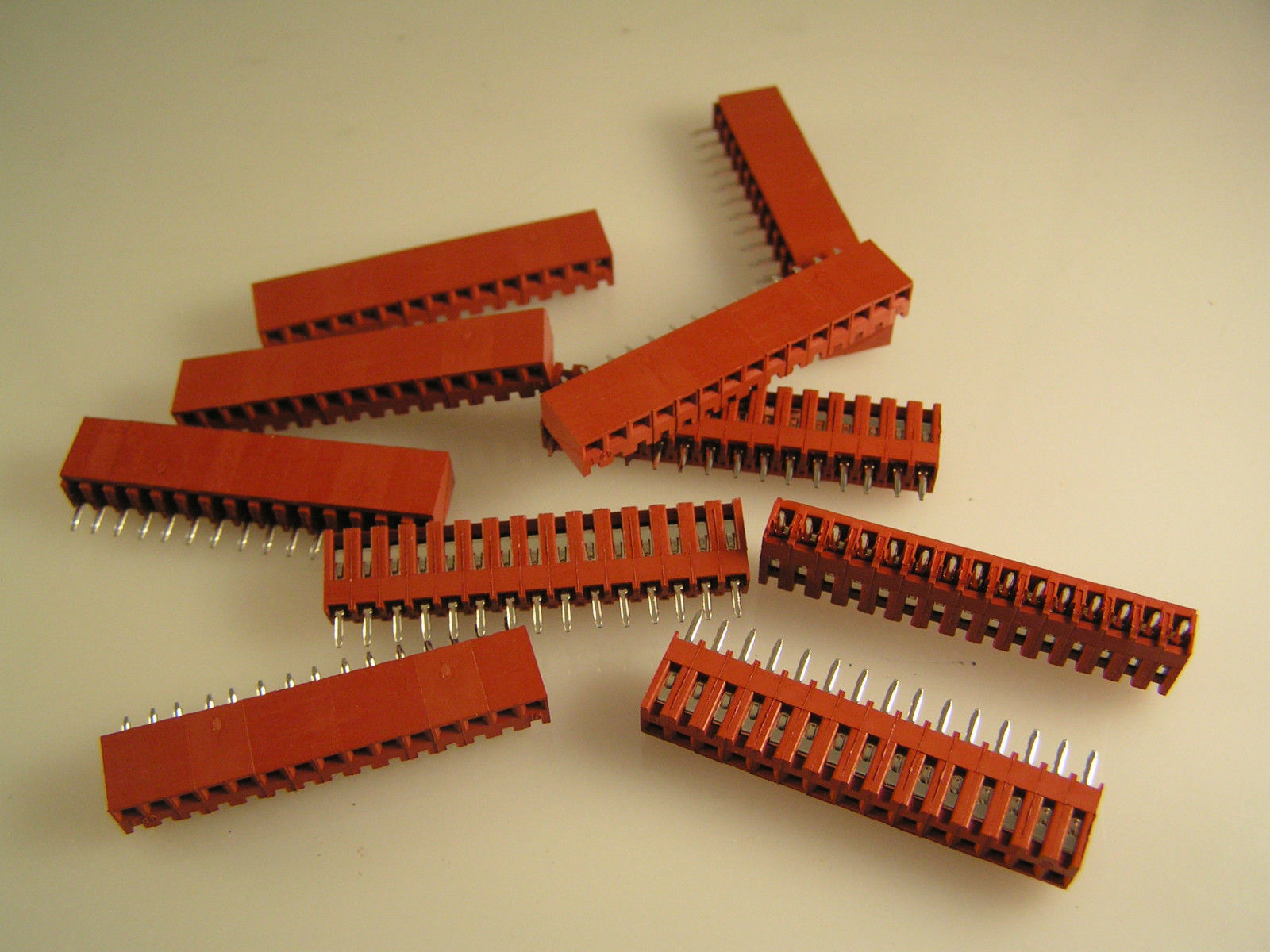 Vertical Mount PCB Socket 15 or 16 Way 10 Pieces EB1 | Rich Electronics