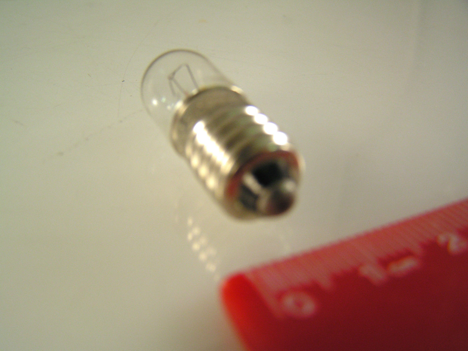 Tubular MES Bulb 10 x 28mm 130v 20mA 2.6W 1000 Hours OM0312 | Rich ...