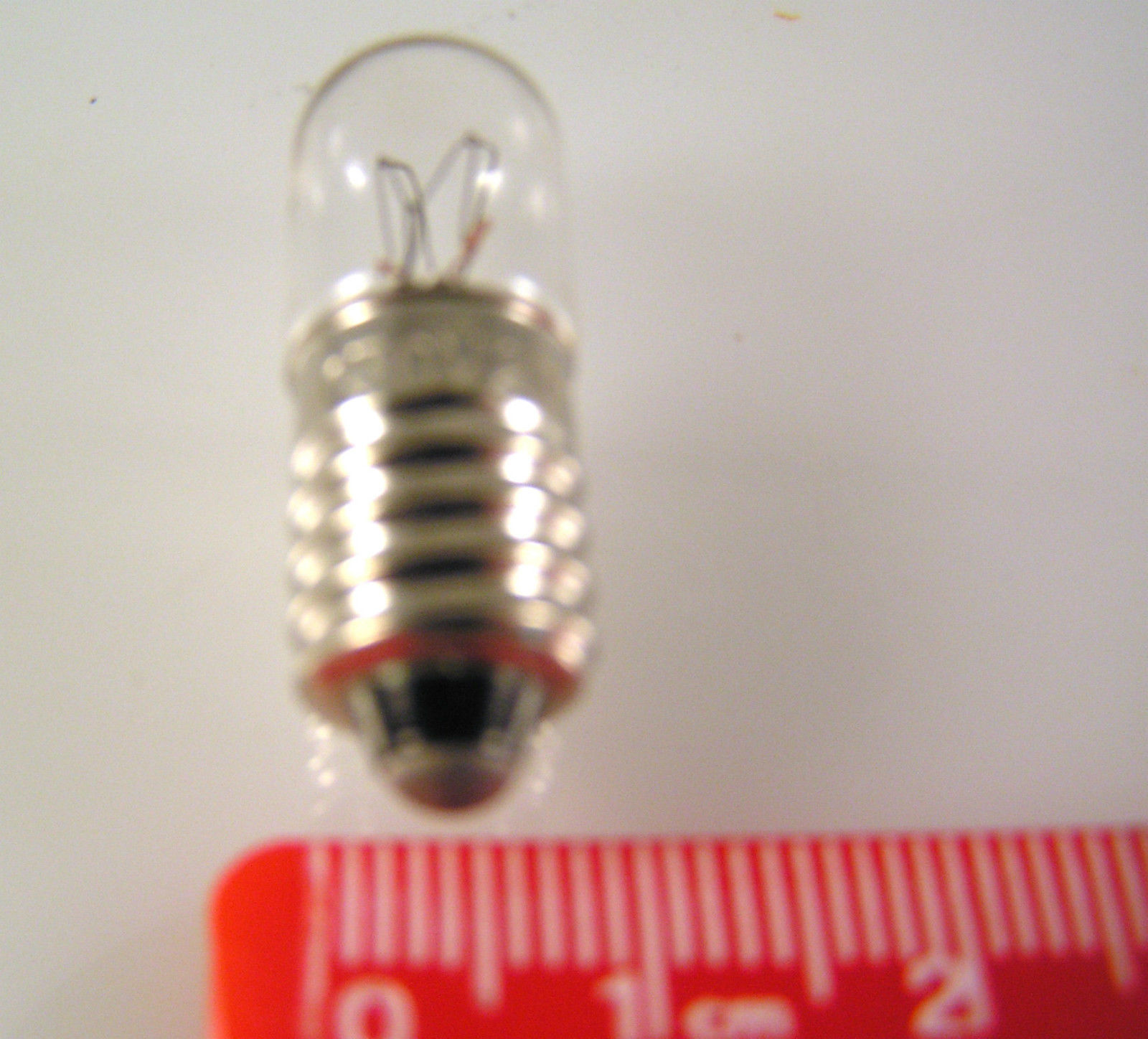 Tubular MES Bulb 10 x 28mm 130v 20mA 2.6W 1000 Hours OM0312 | Rich ...
