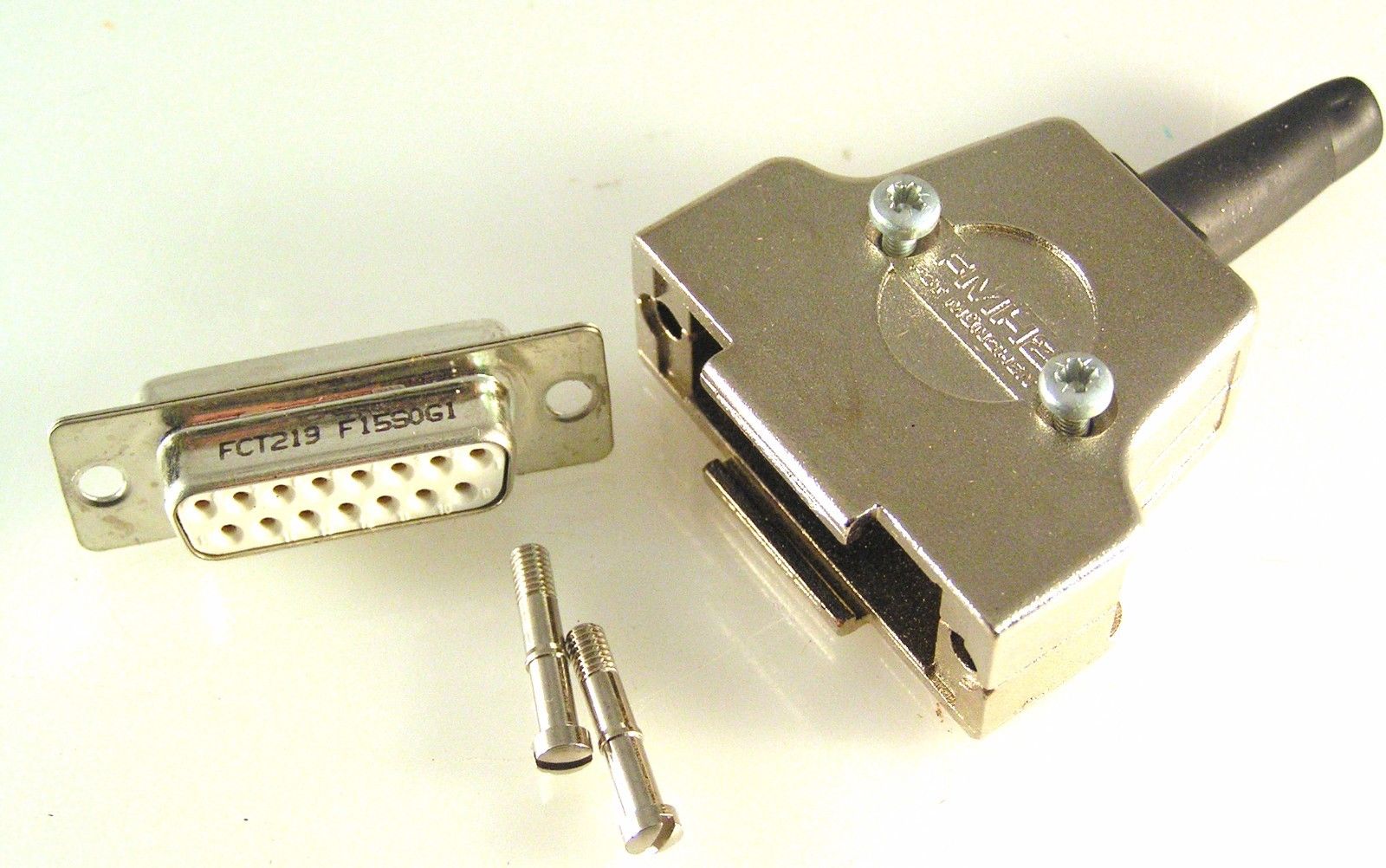 FCT Munchen F15S0G1 15 way D Type+FMH2 Die Cast Backshell OMB3-13 ...